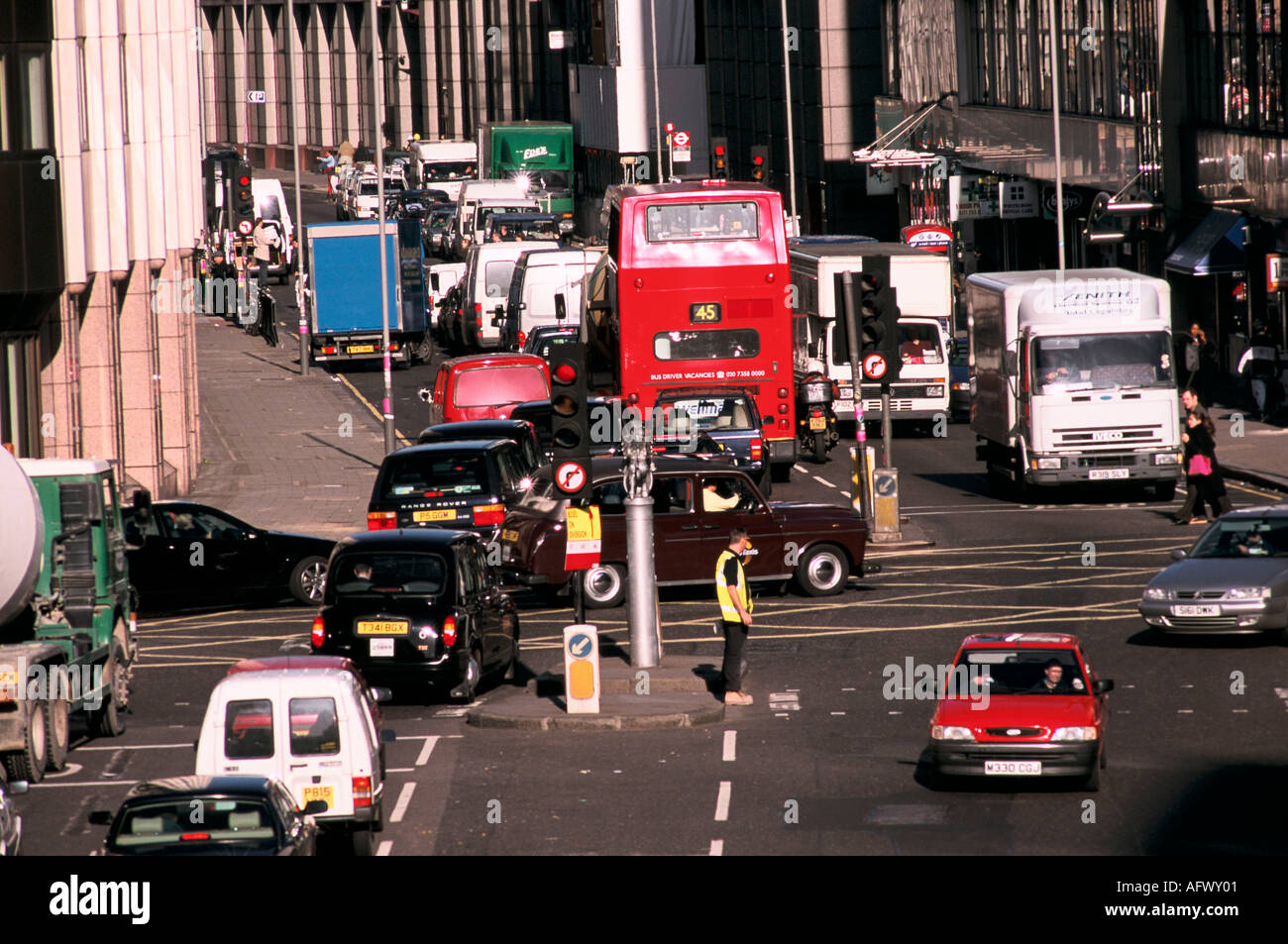 Traffic congestion central London UK 1990s. HOMER SYKES Stock Photo - Alamy