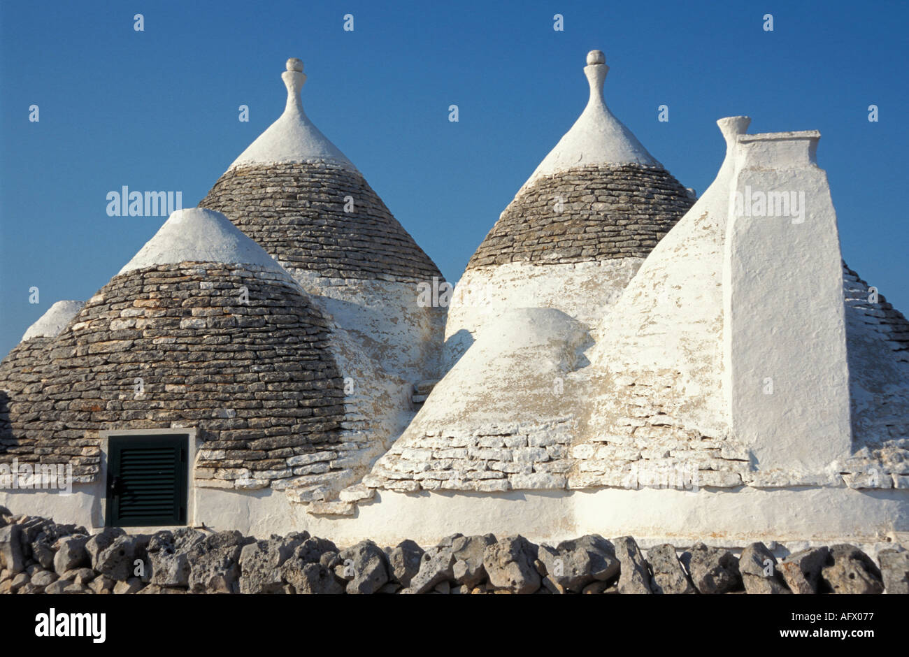 Round stone building hi-res stock photography and images - Alamy