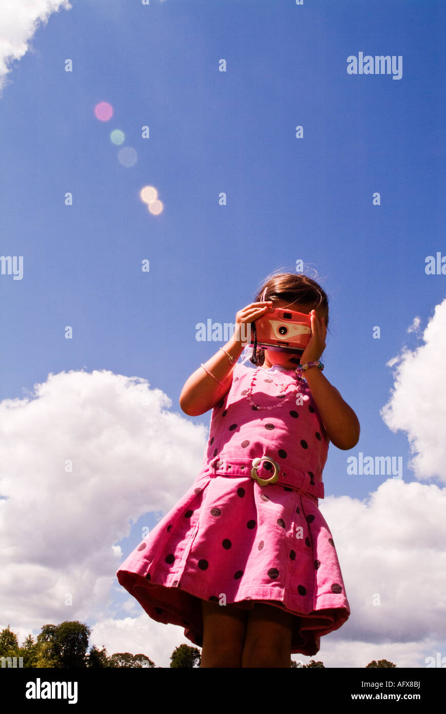 Vie from below hi-res stock photography and images - Alamy