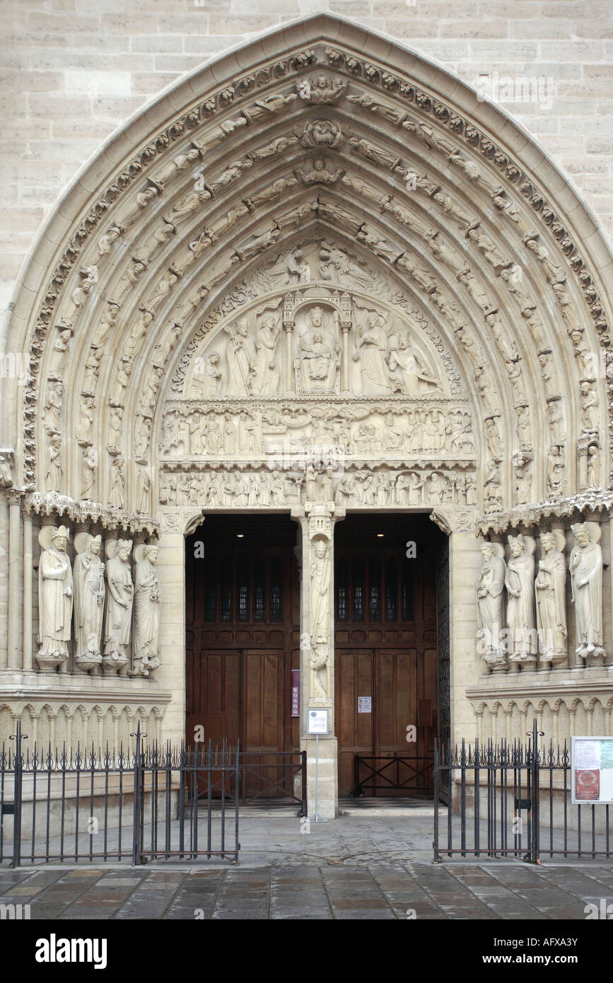 Notre Dame, right door, west façade, Paris, France Stock Photo - Alamy