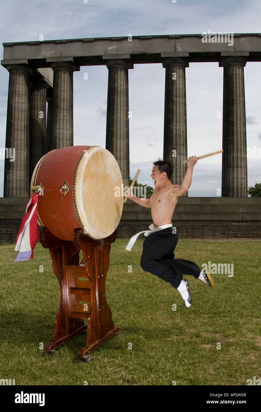 Korean musical instruments hi-res stock photography and images - Alamy