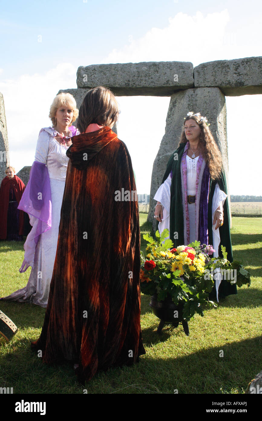 Druid Ceremony at Stonehenge Stock Photo - Alamy