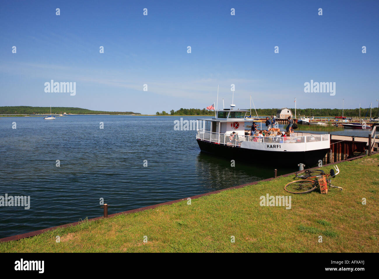 Jackson lake island hi-res stock photography and images - Alamy