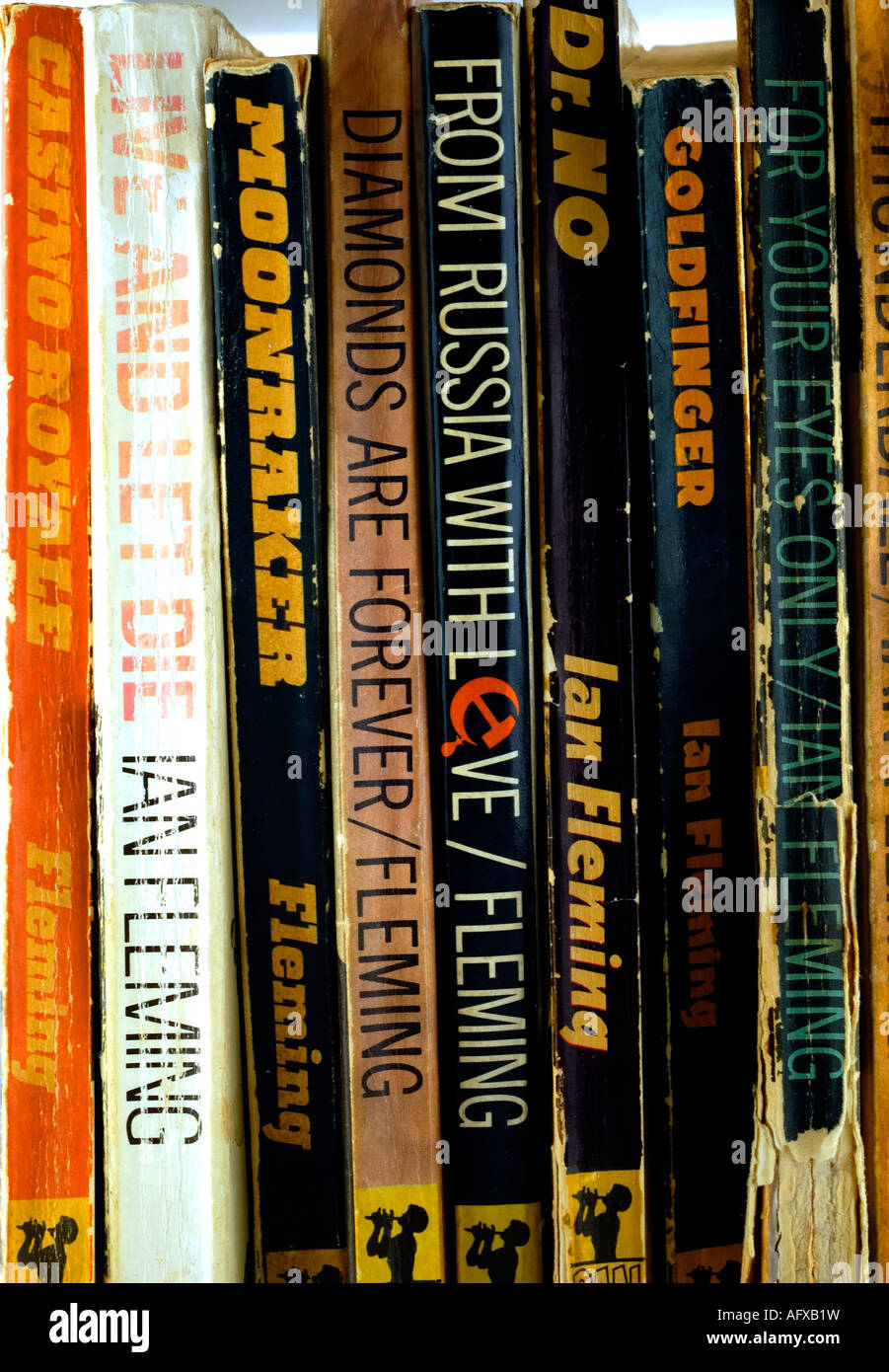 James bond books hi-res stock photography and images - Alamy