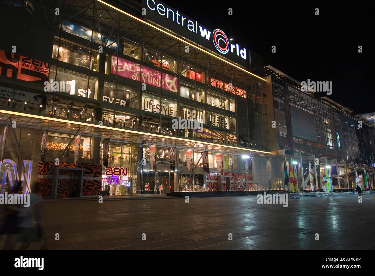 Bangkok mall at night Stock Photo - Alamy