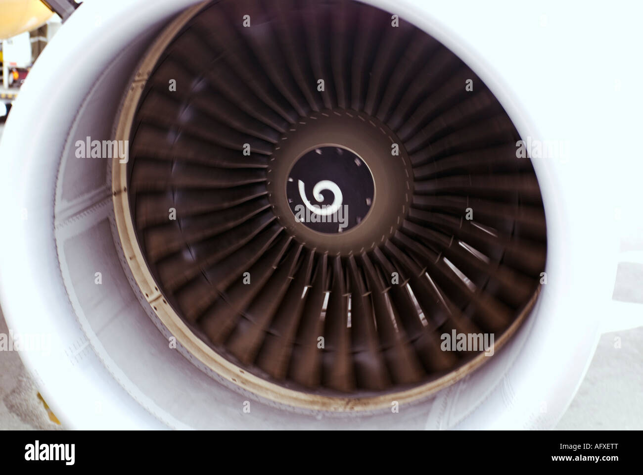 Single turbofan jet engine hi-res stock photography and images - Alamy