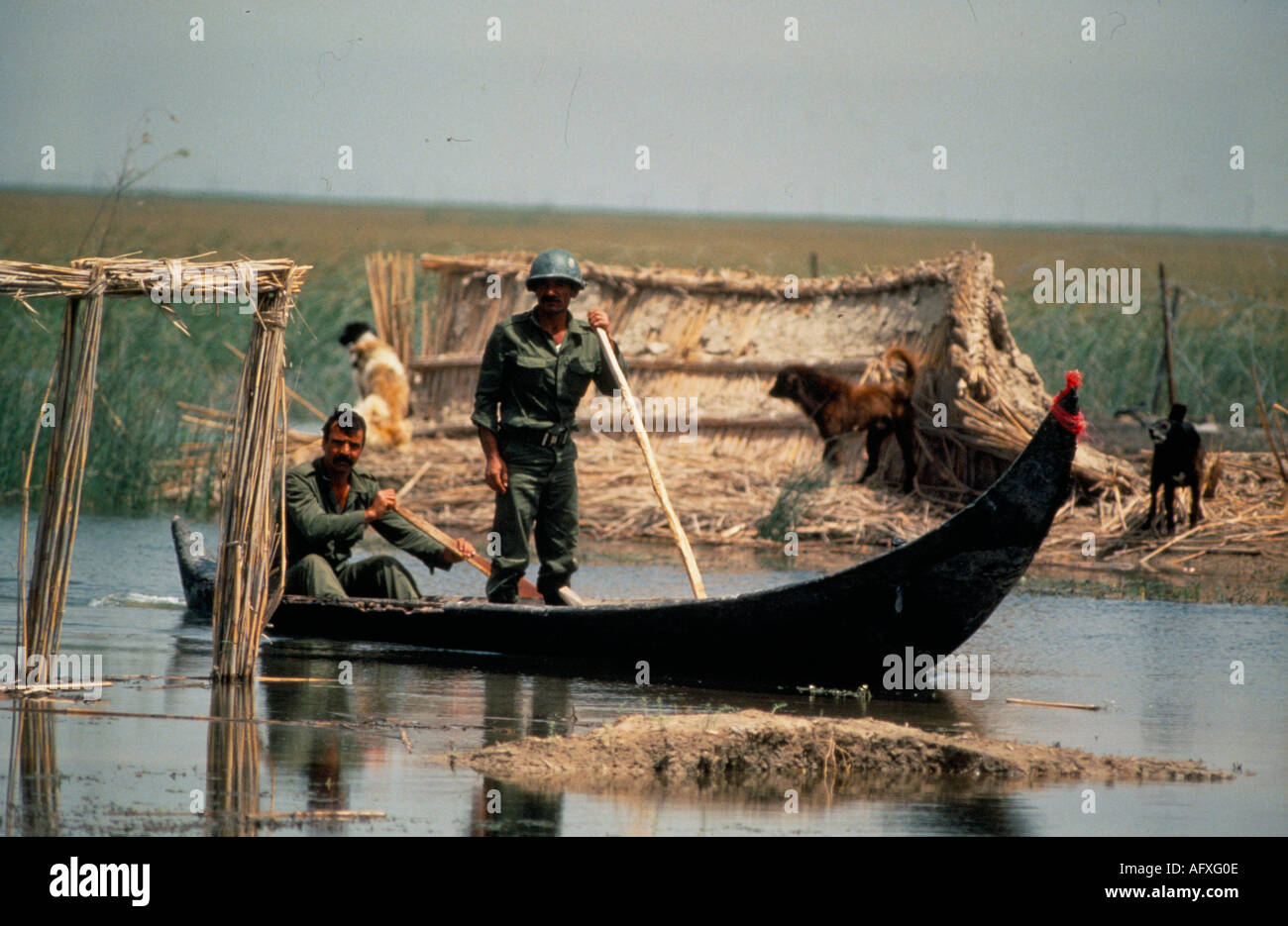 Iraqi iraq war village destroyed 80s hi-res stock photography and ...