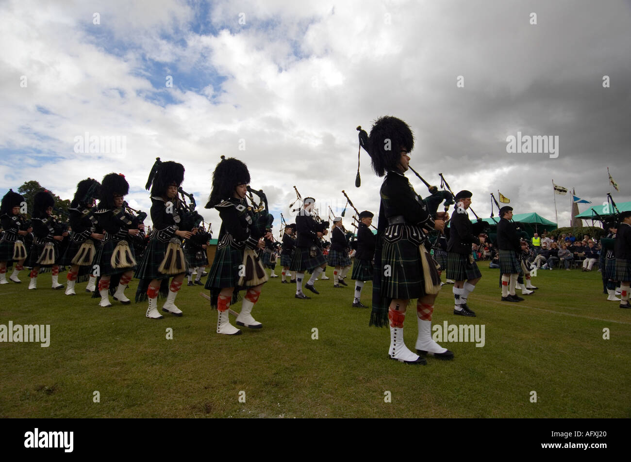 Pipe band hi-res stock photography and images - Alamy