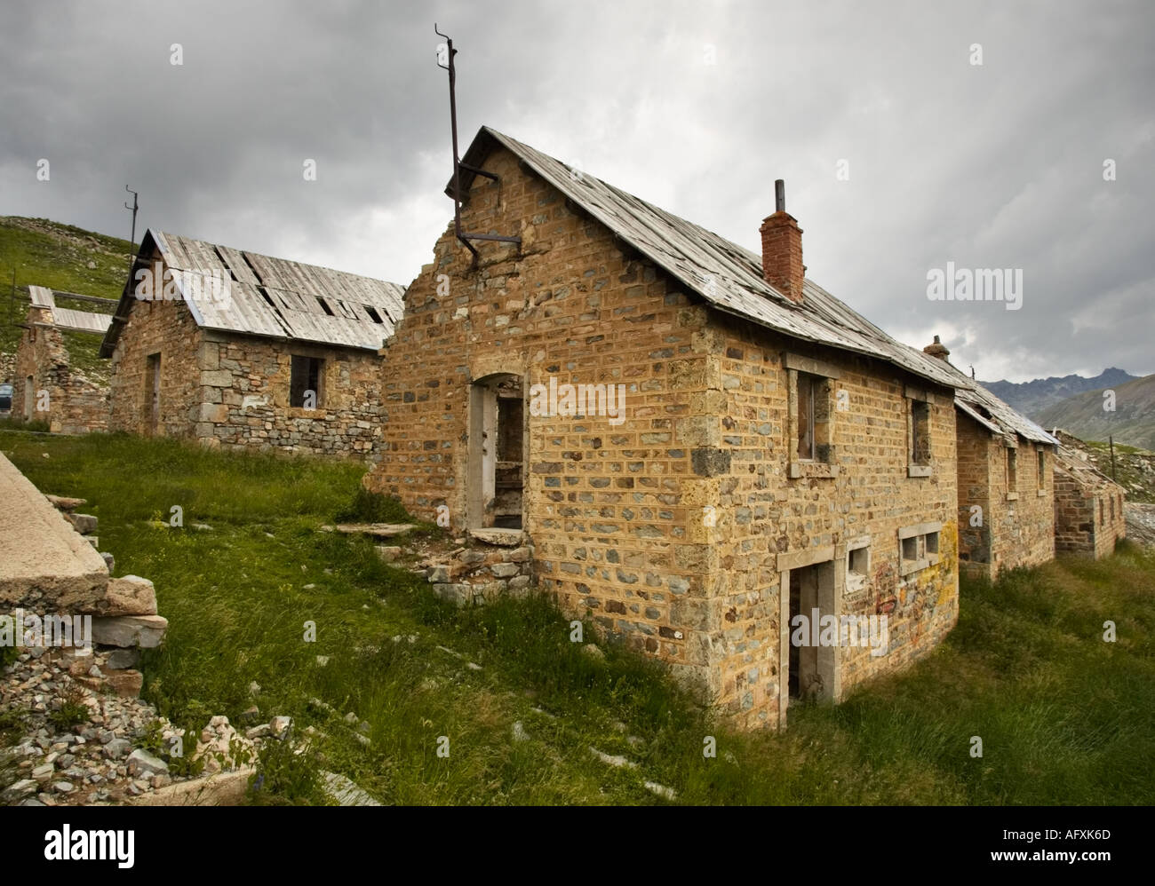 Ww2 army barracks hi-res stock photography and images - Alamy