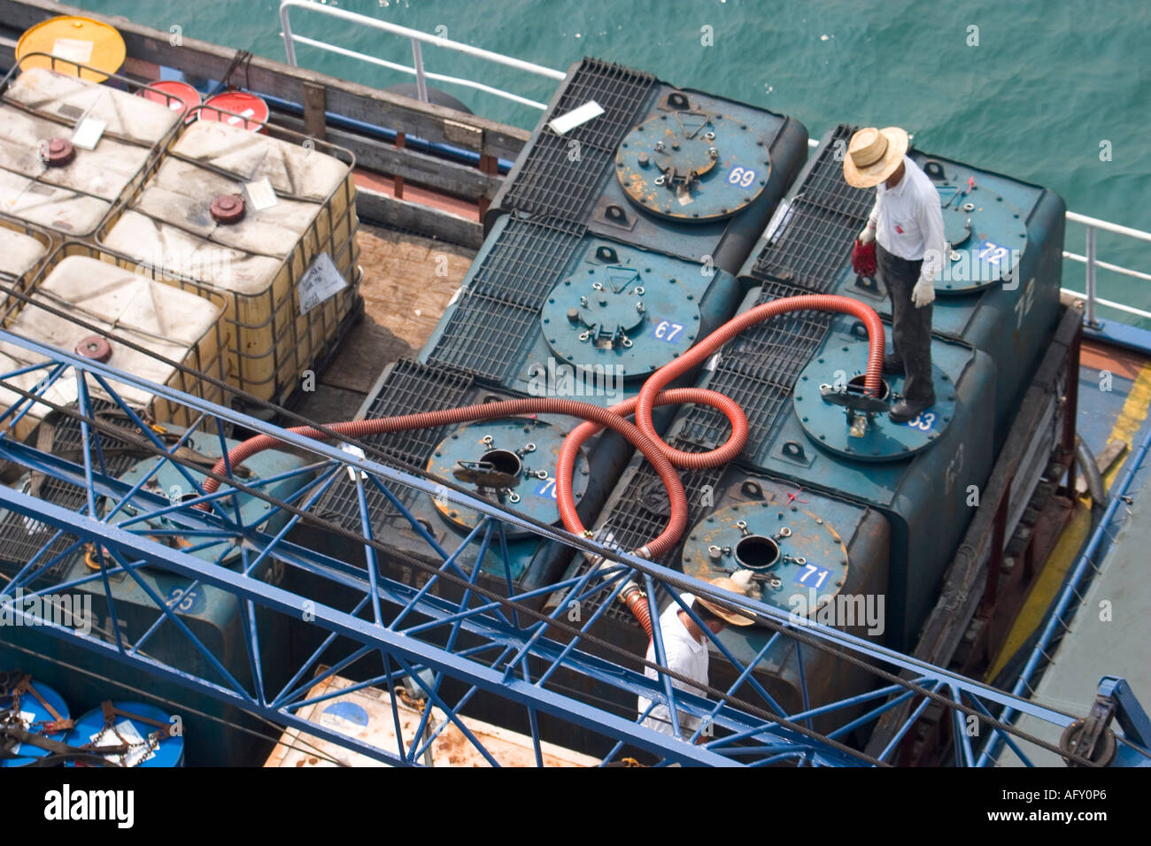 Oil Barge Stock Photos & Oil Barge Stock Images - Alamy