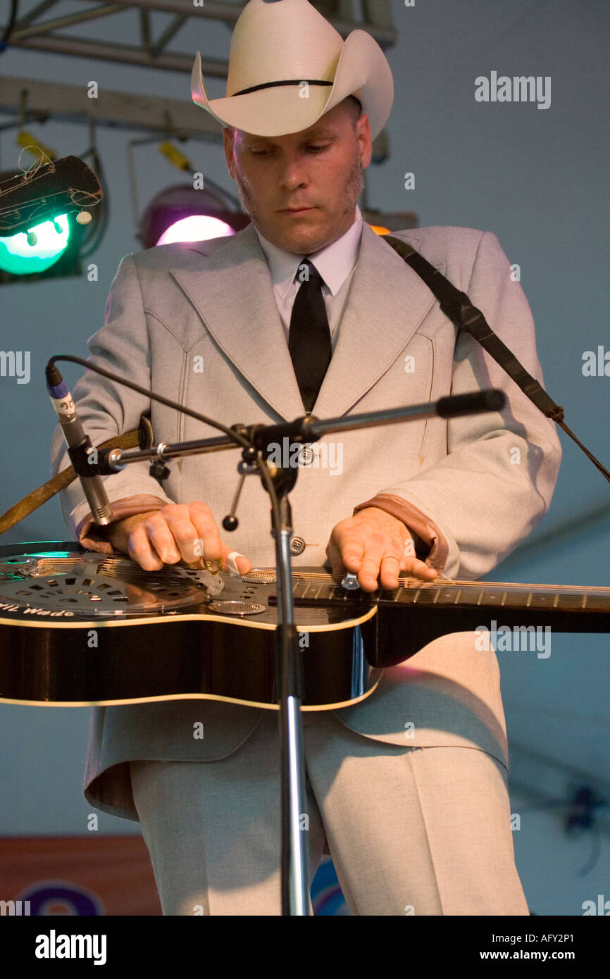 Dobro bluegrass hi-res stock photography and images - Alamy