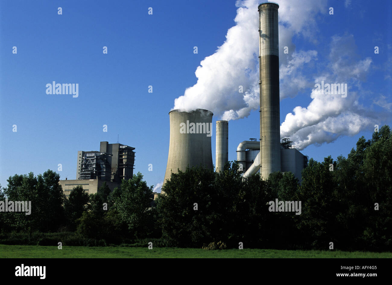 Coal-fired power station Stock Photo - Alamy