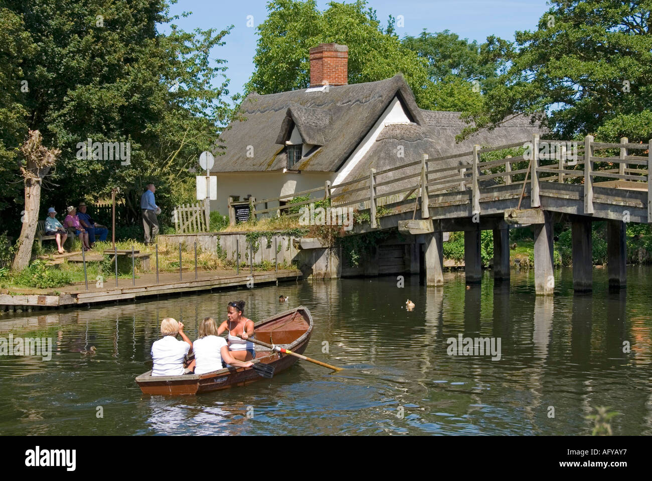 Sixteenth century Bridge Cottage Flatford beside river Stour painted by ...