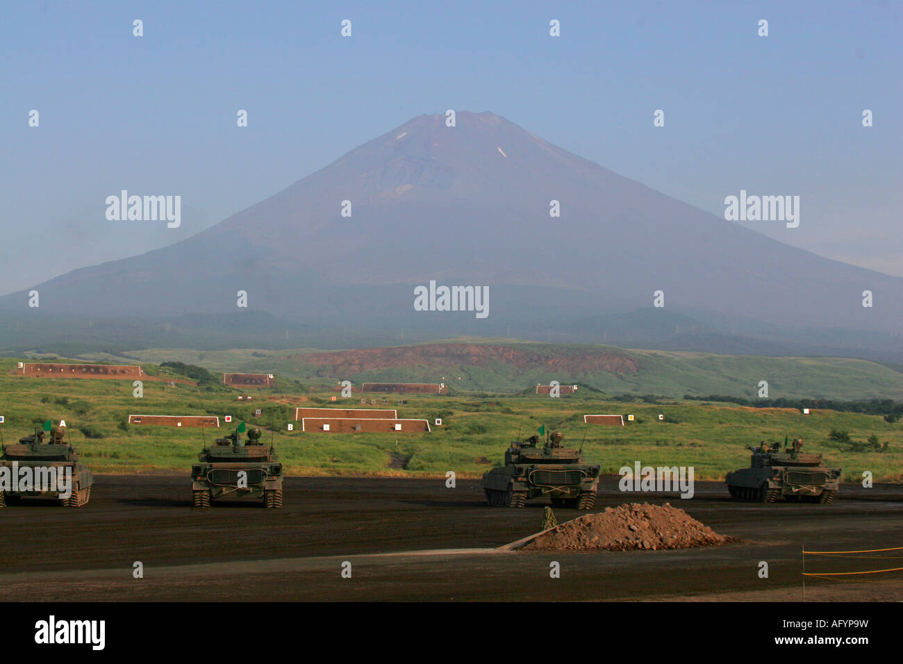 Mount Fuji and tanks of Japan Ground Self-Defense Force Stock Photo - Alamy