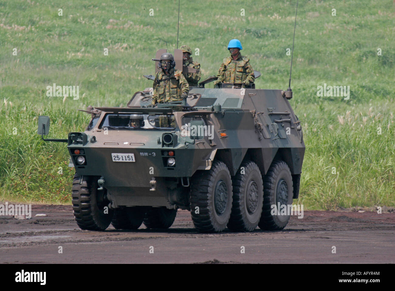 Type 82 Command Communication Vehicle of Japan Ground Self-Defense ...