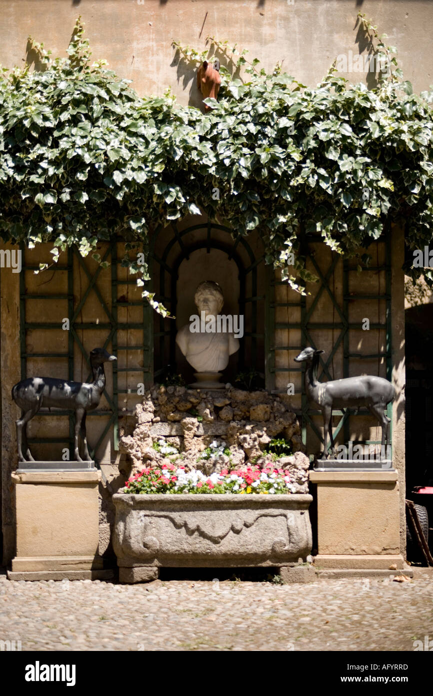 details of Italian classic architecture style Stock Photo - Alamy