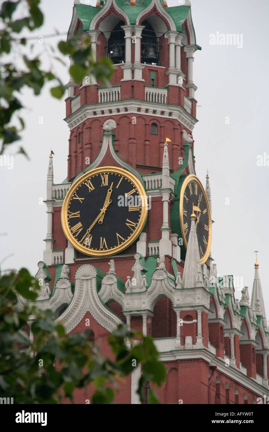 red square moscow russia clock tower ussr europe Stock Photo - Alamy