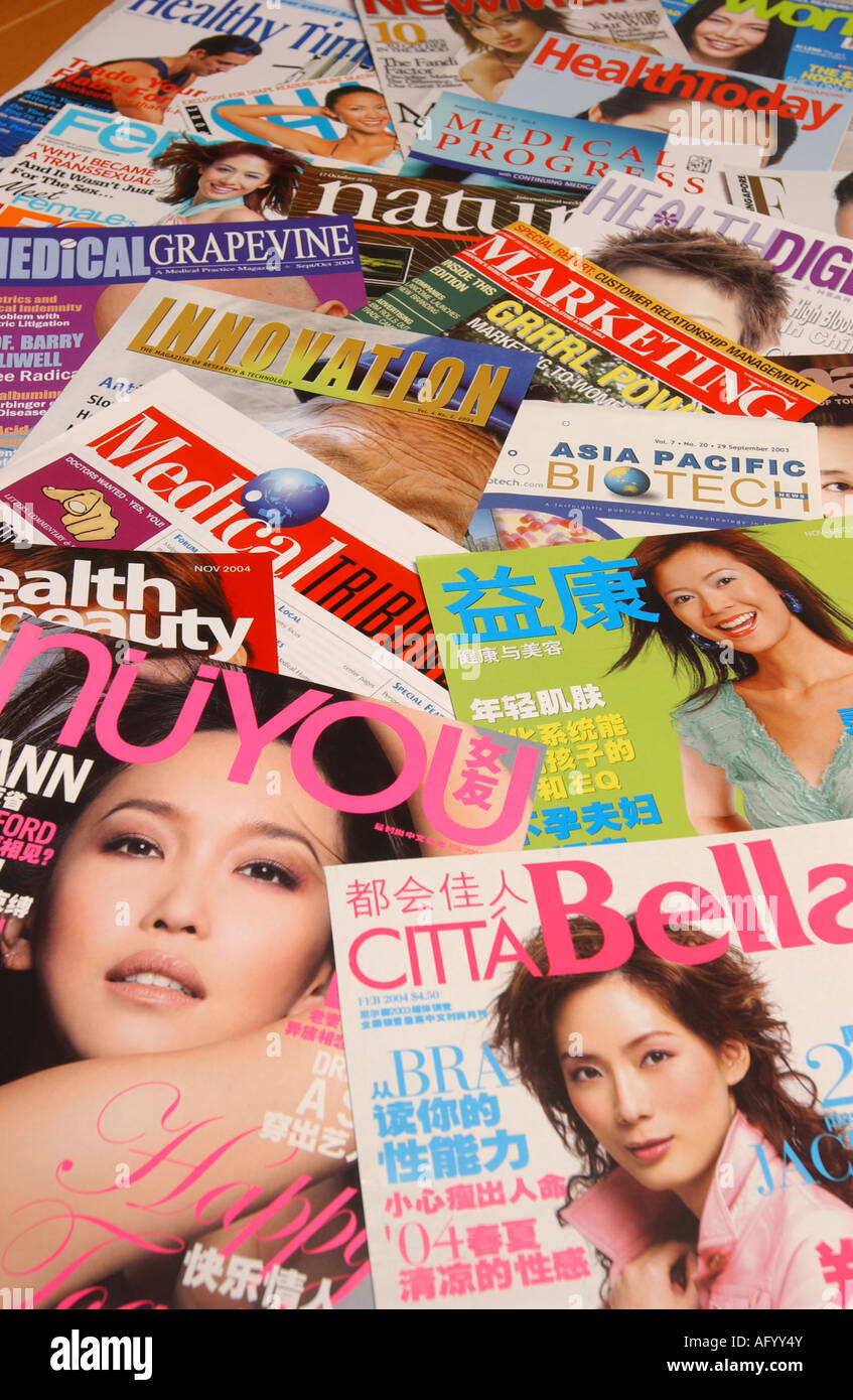 Fashion magazines hi-res stock photography and images - Alamy