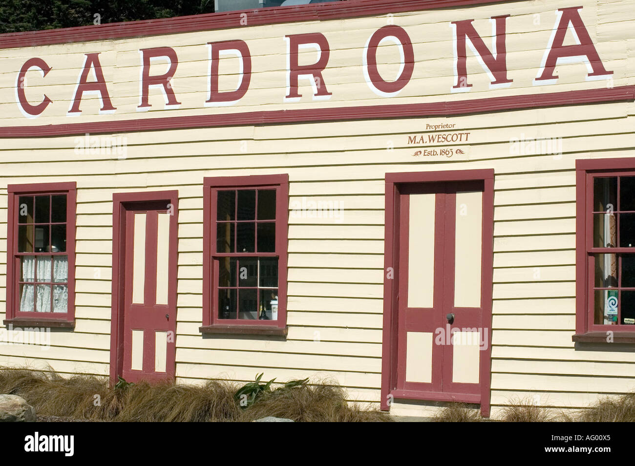 Cardrona hotel in Queenstown South Island New Zealand Stock Photo - Alamy