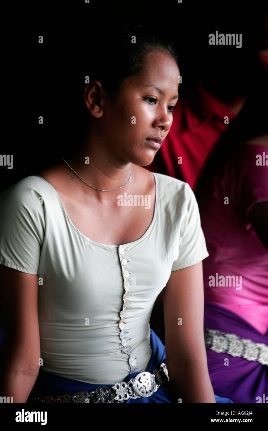 Young female dance student at the Apsara Arts Association, (AAA), Phnom Penh, Cambodia Stock ...