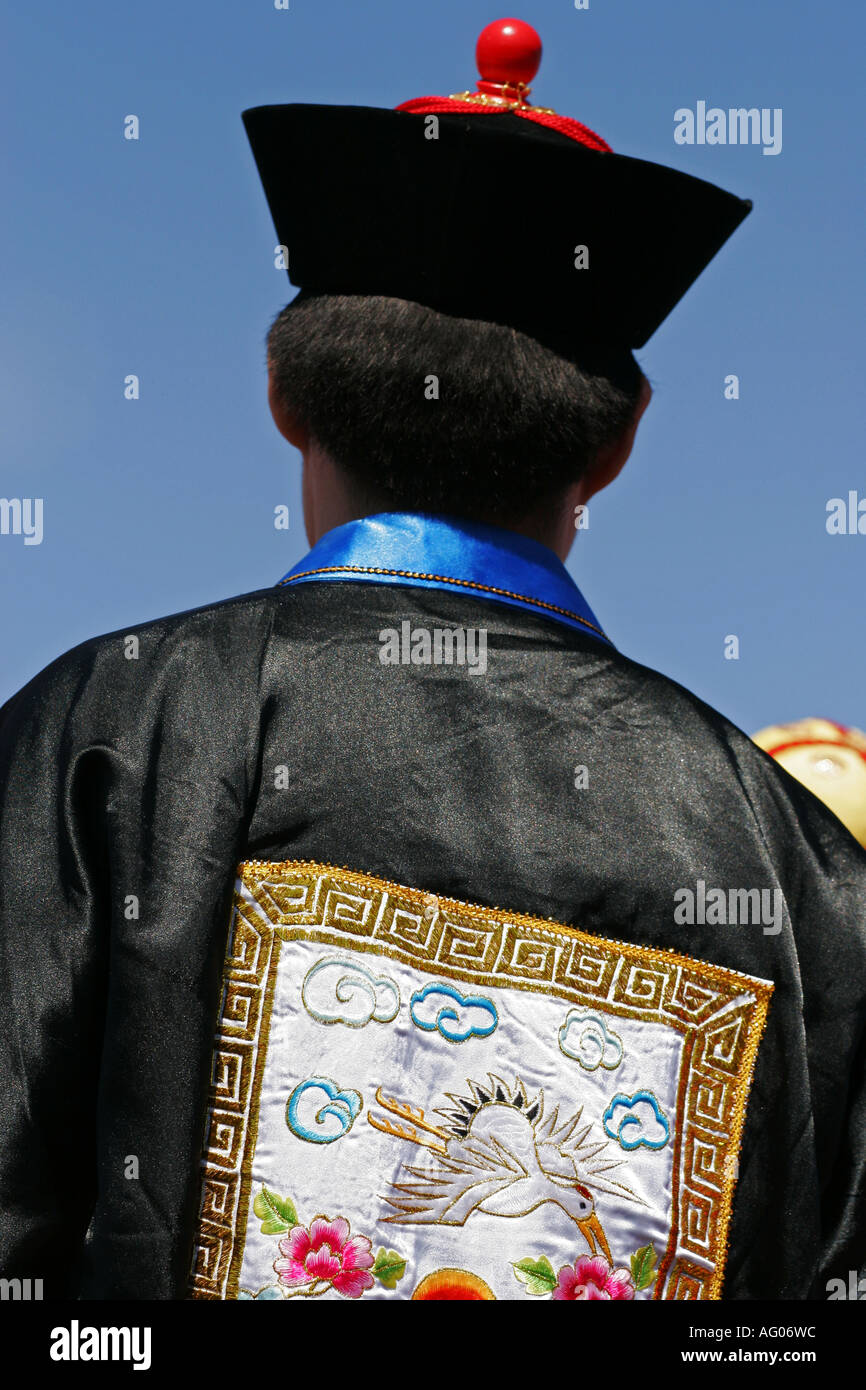 Chinese man wearing traditional clothing Stock Photo - Alamy