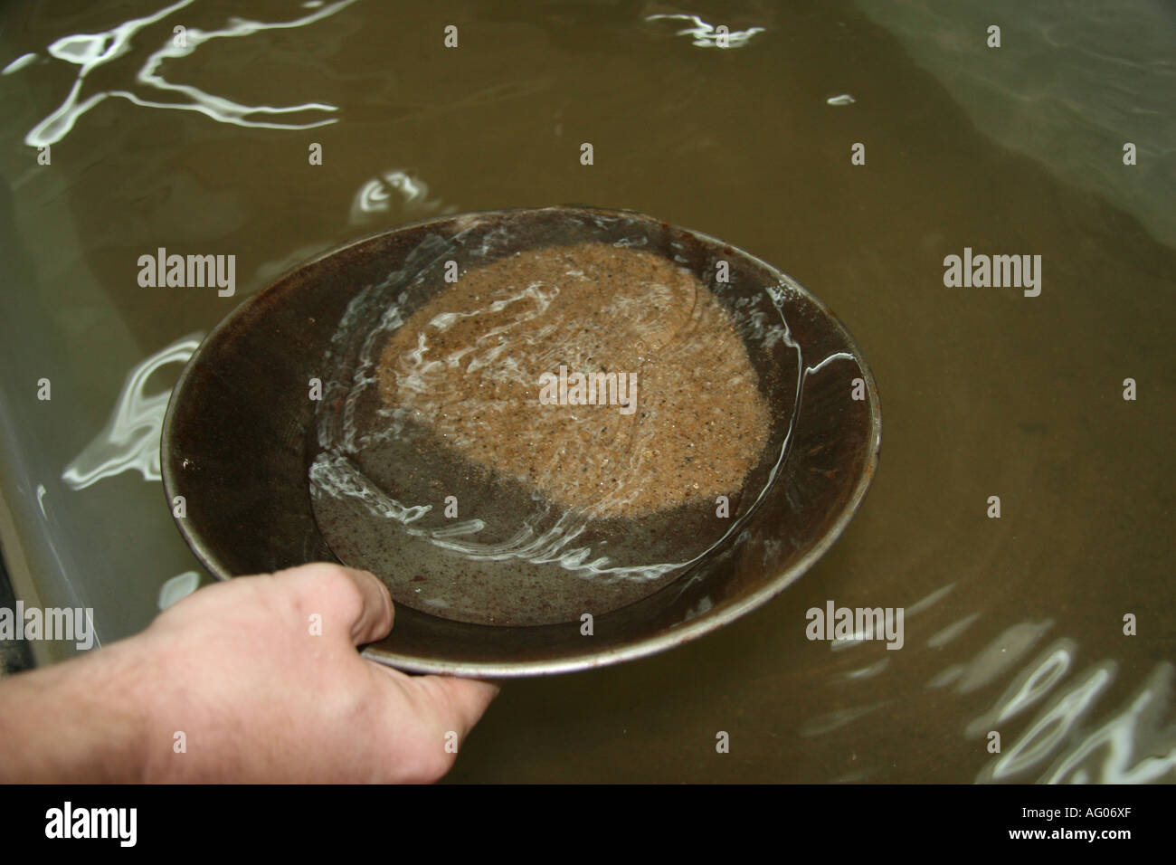 Panning for gold hi-res stock photography and images - Alamy