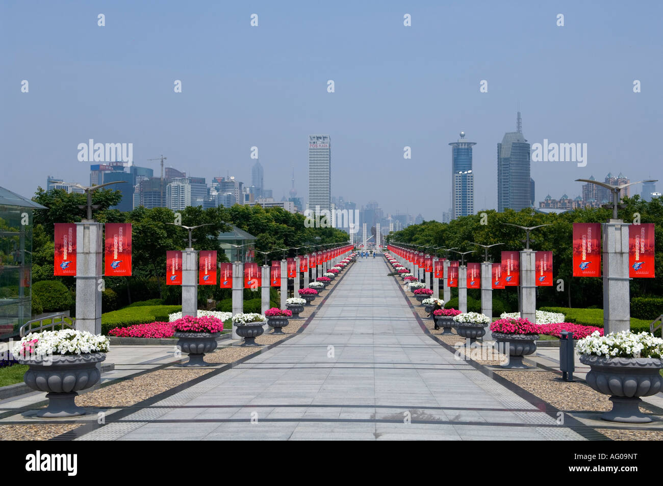Shanghai Century Avenue in Century Garden Stock Photo - Alamy