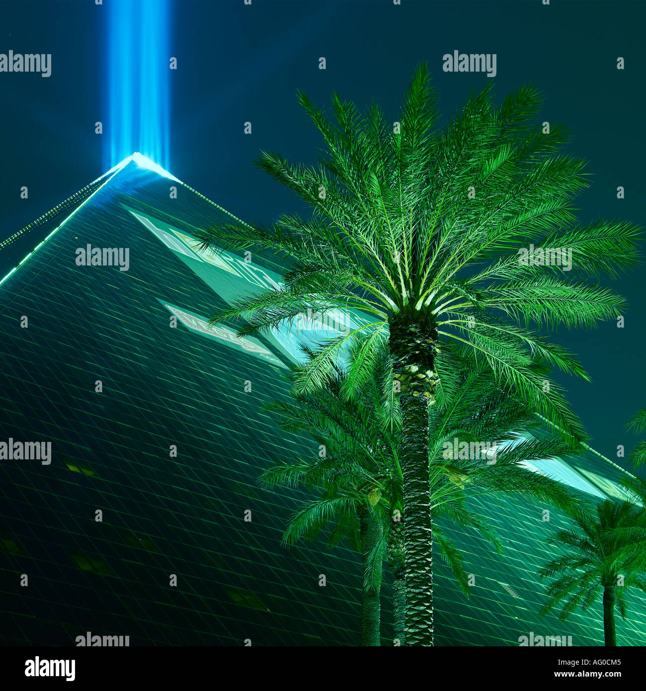 Black pyramid hotel hi-res stock photography and images - Alamy