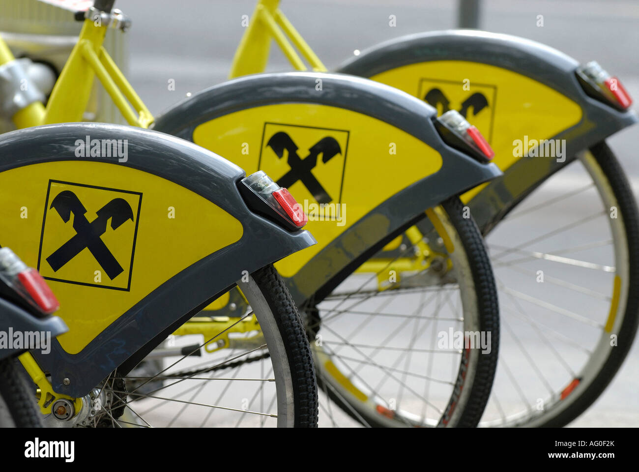 BICYCLES TO RENT. VIENNA, AUSTRIA Stock Photo - Alamy