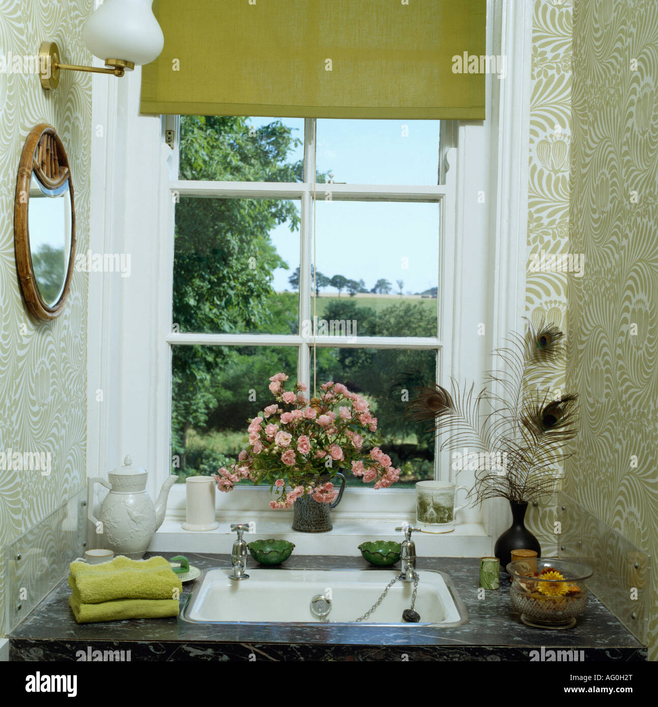 Green blind on window above basin in seventies bathroom Stock Photo - Alamy