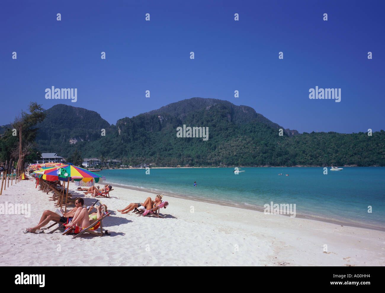 Pi Pi Island Stock Photo - Alamy