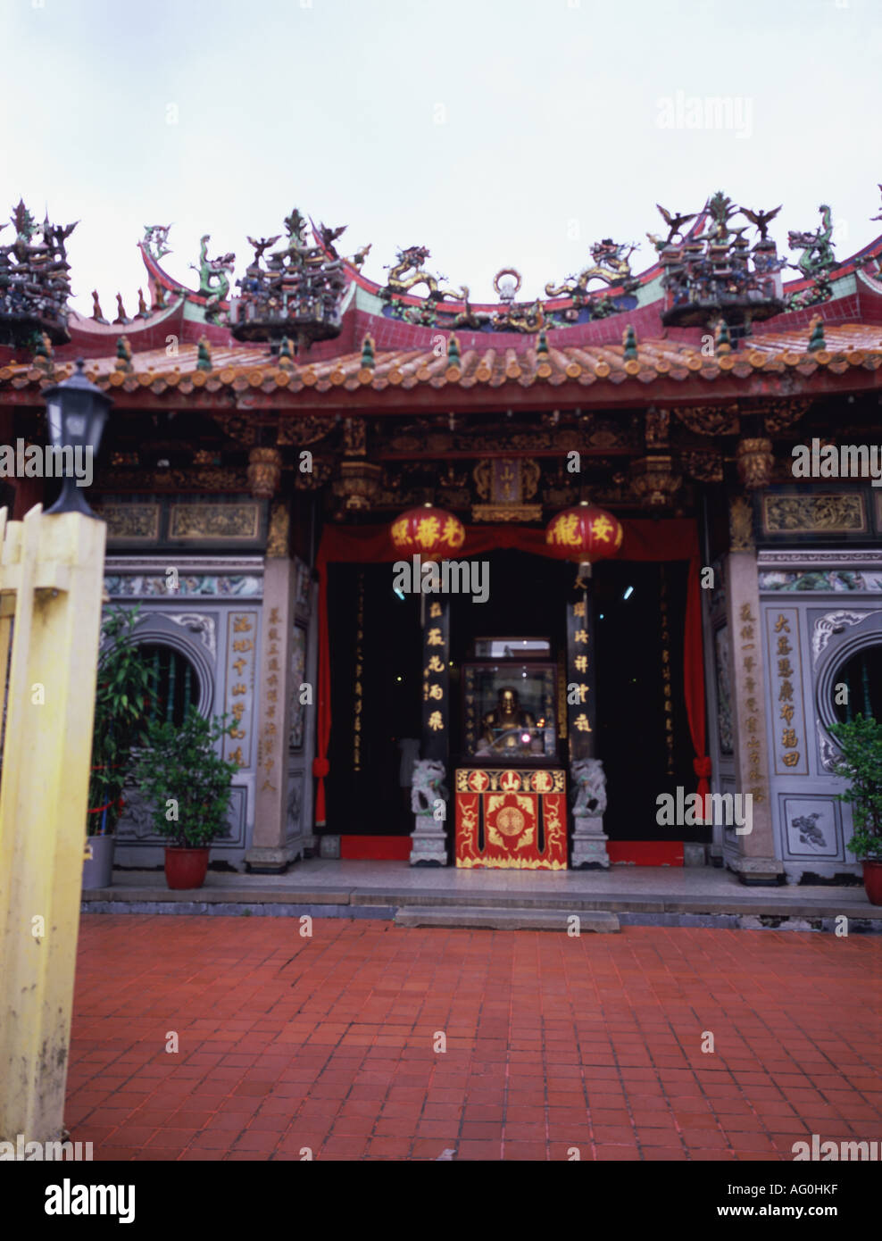 Long shan temple hi-res stock photography and images - Alamy