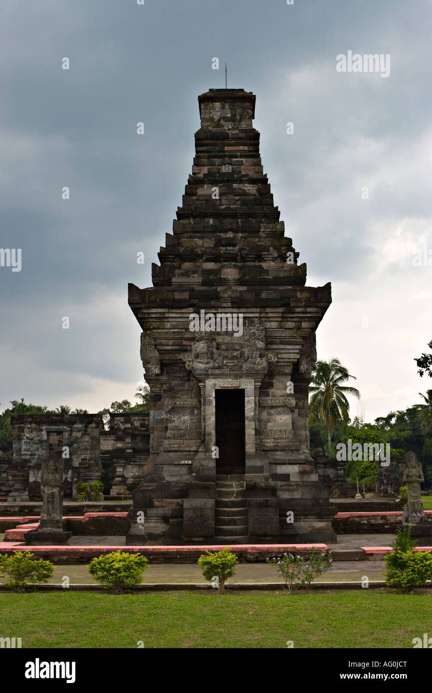 Candi penataran hi-res stock photography and images - Alamy