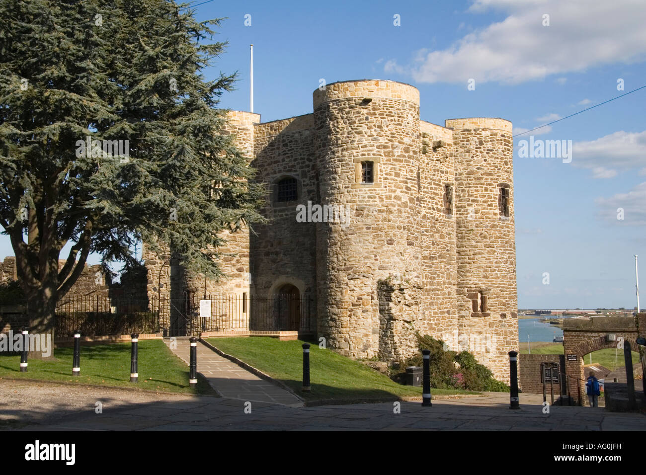 Cinque ports tower hi-res stock photography and images - Alamy