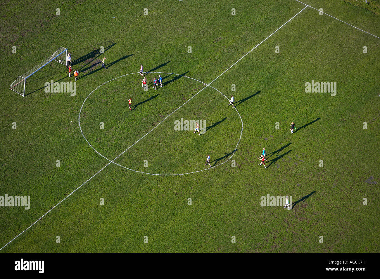 Players football field aerial hi-res stock photography and images - Alamy
