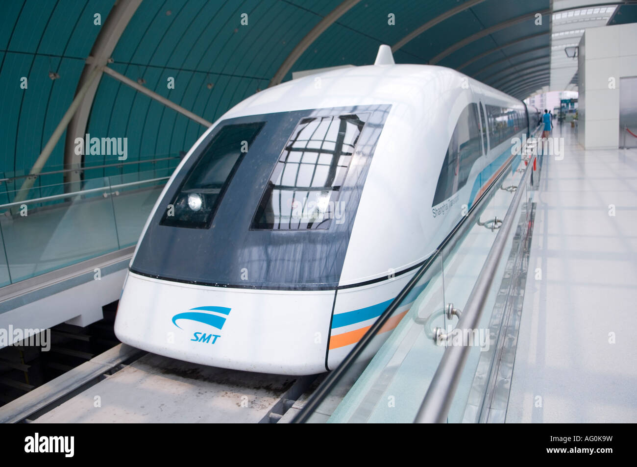 Shanghai maglev train hi-res stock photography and images - Alamy