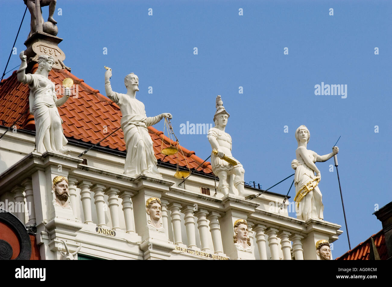 Golden house on long hi-res stock photography and images - Alamy