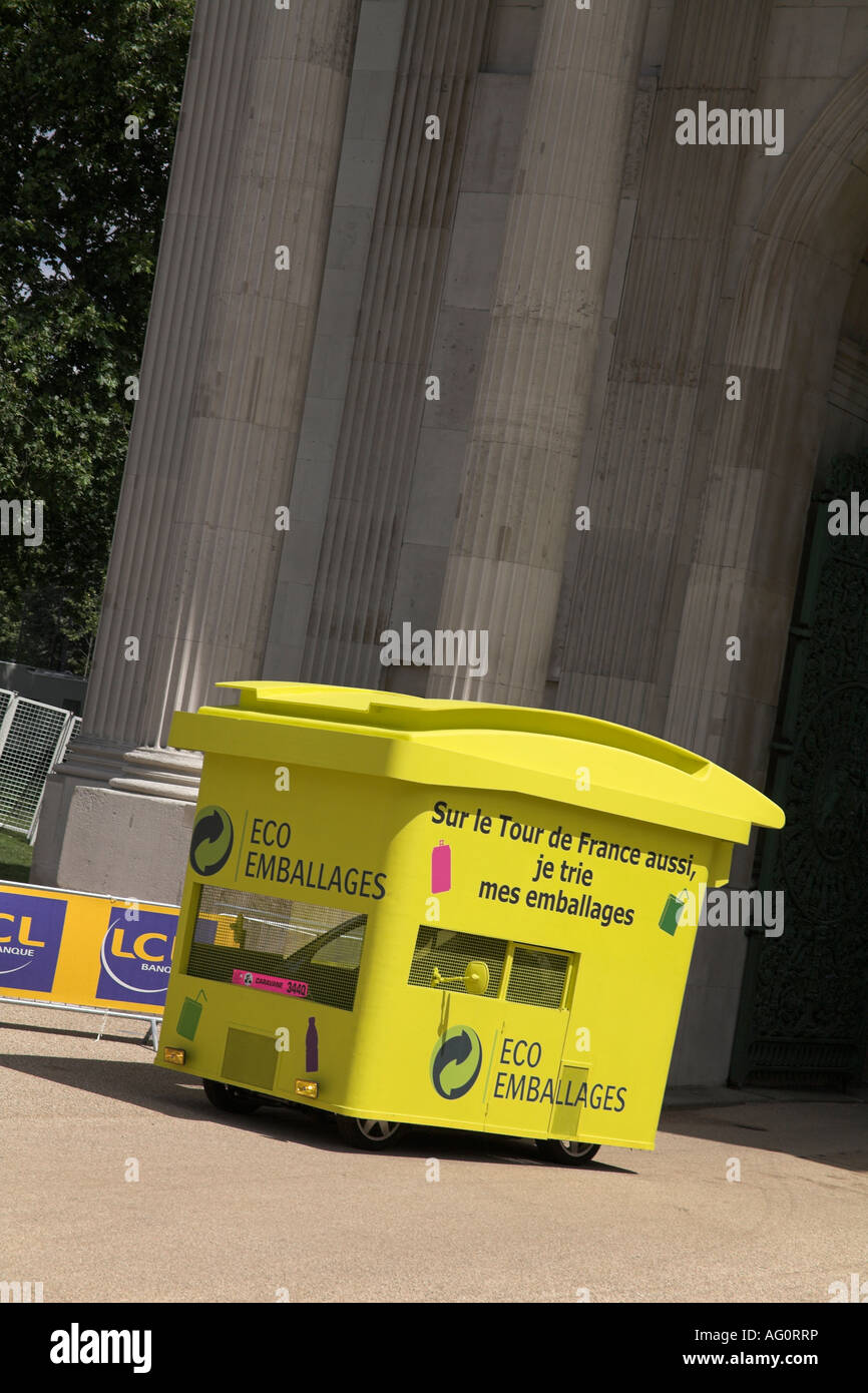 Motorised recycling bin Tour de France publicity caravan Stock Photo ...