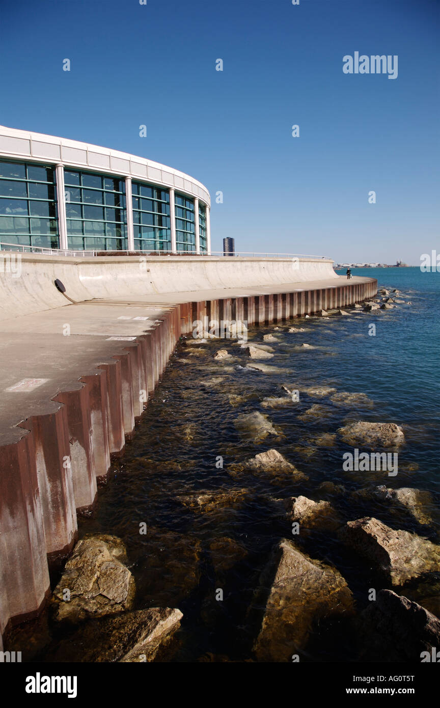 Shedd Aquarium and seawall Chicago Illinois Stock Photo - Alamy