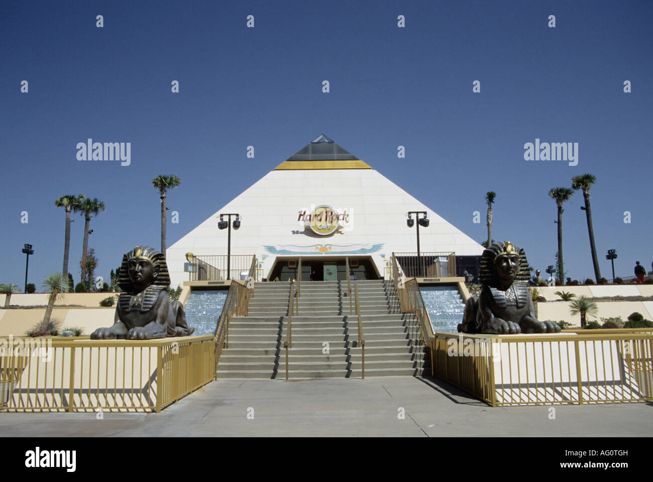 Hard rock myrtle beach hi-res stock photography and images - Alamy