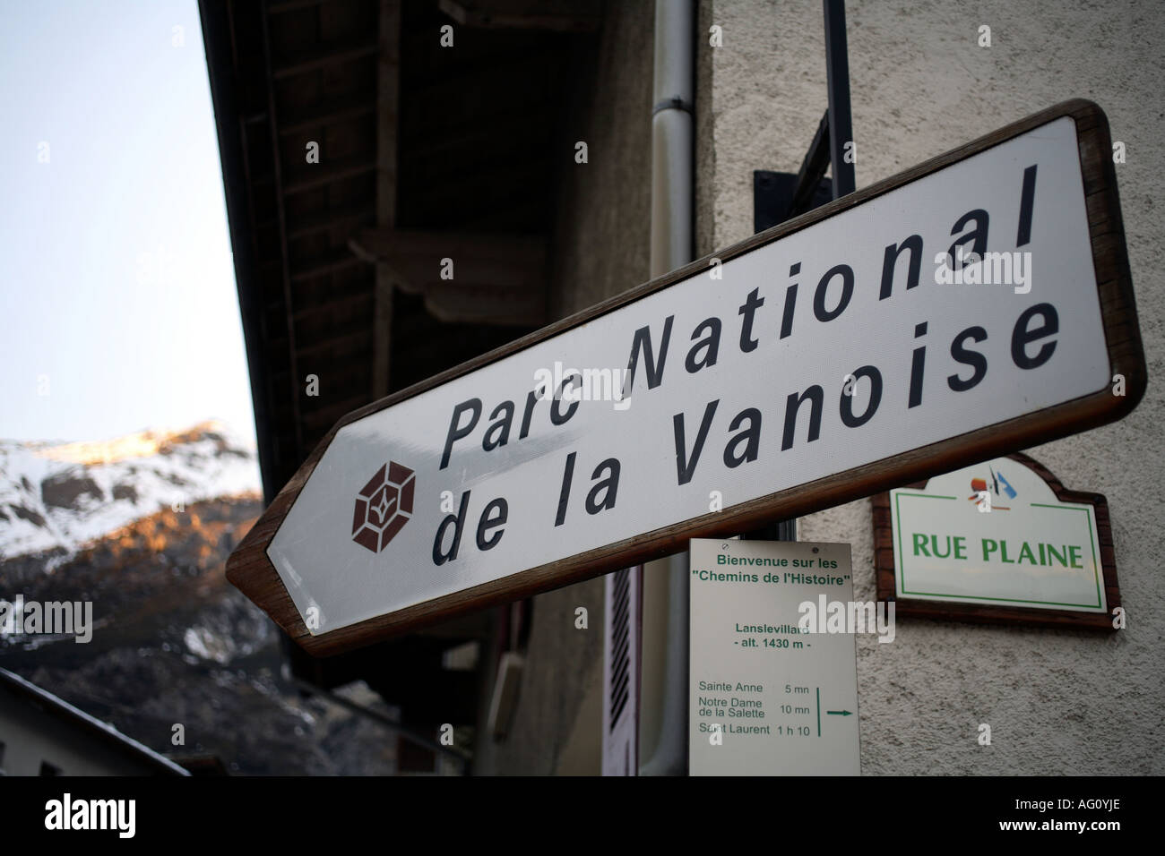 Nature reserve signs france hi-res stock photography and images - Alamy