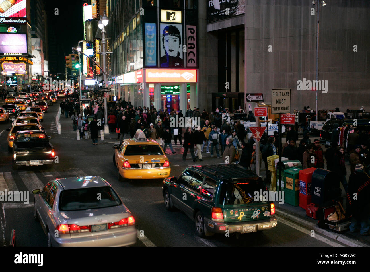 vehicle and pedestrian traffic queues including yellow cab taxi times ...