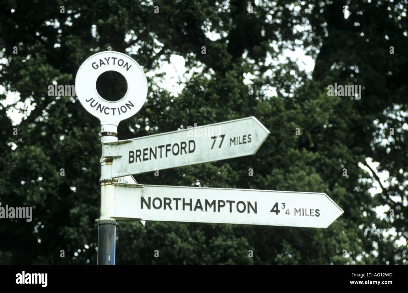 Gayton Junction signpost on Grand Union Canal, Northamptonshire ...