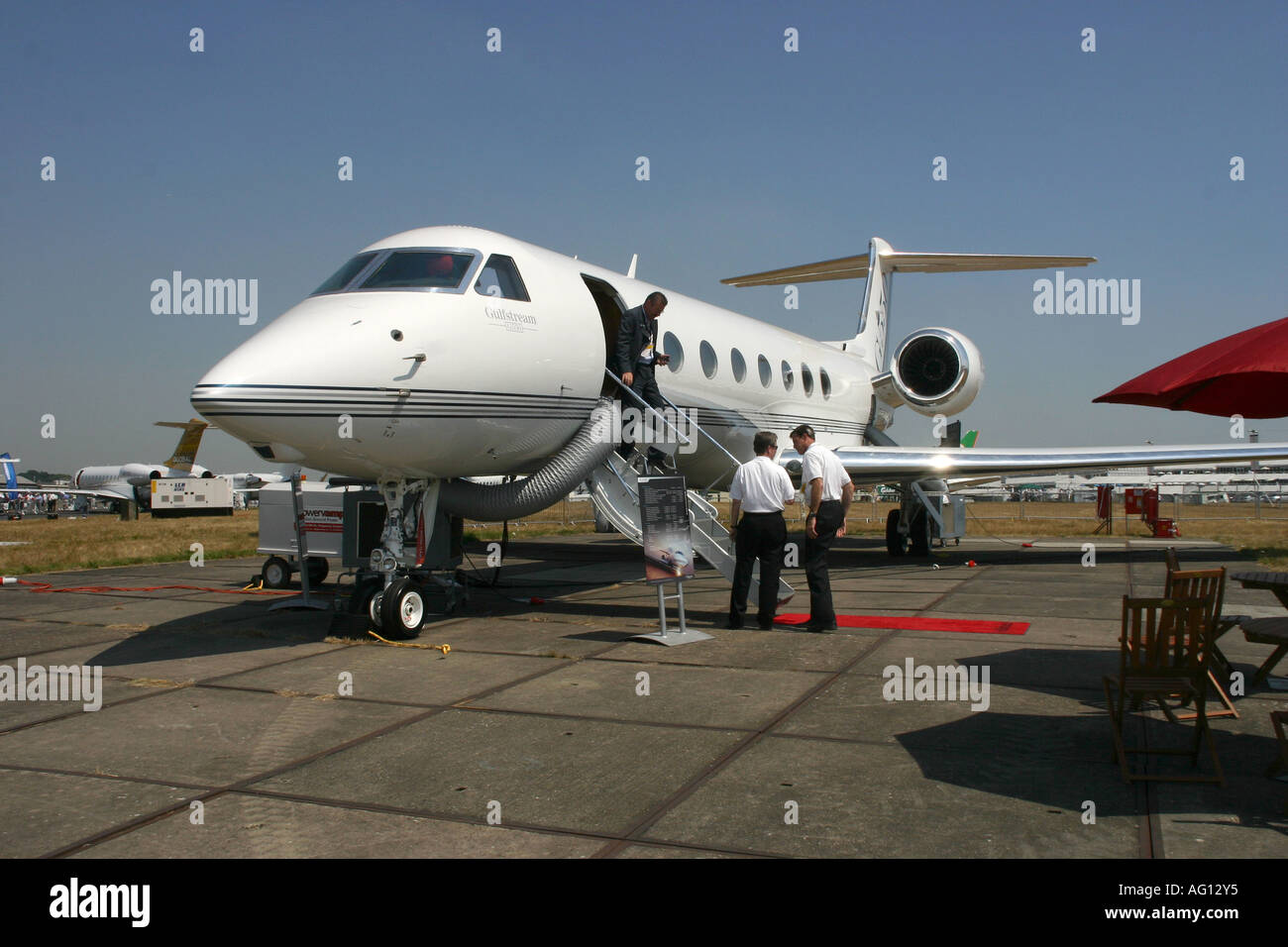 Gulfstream G550 Business Jet at Farnborough International Air Show 2006 ...