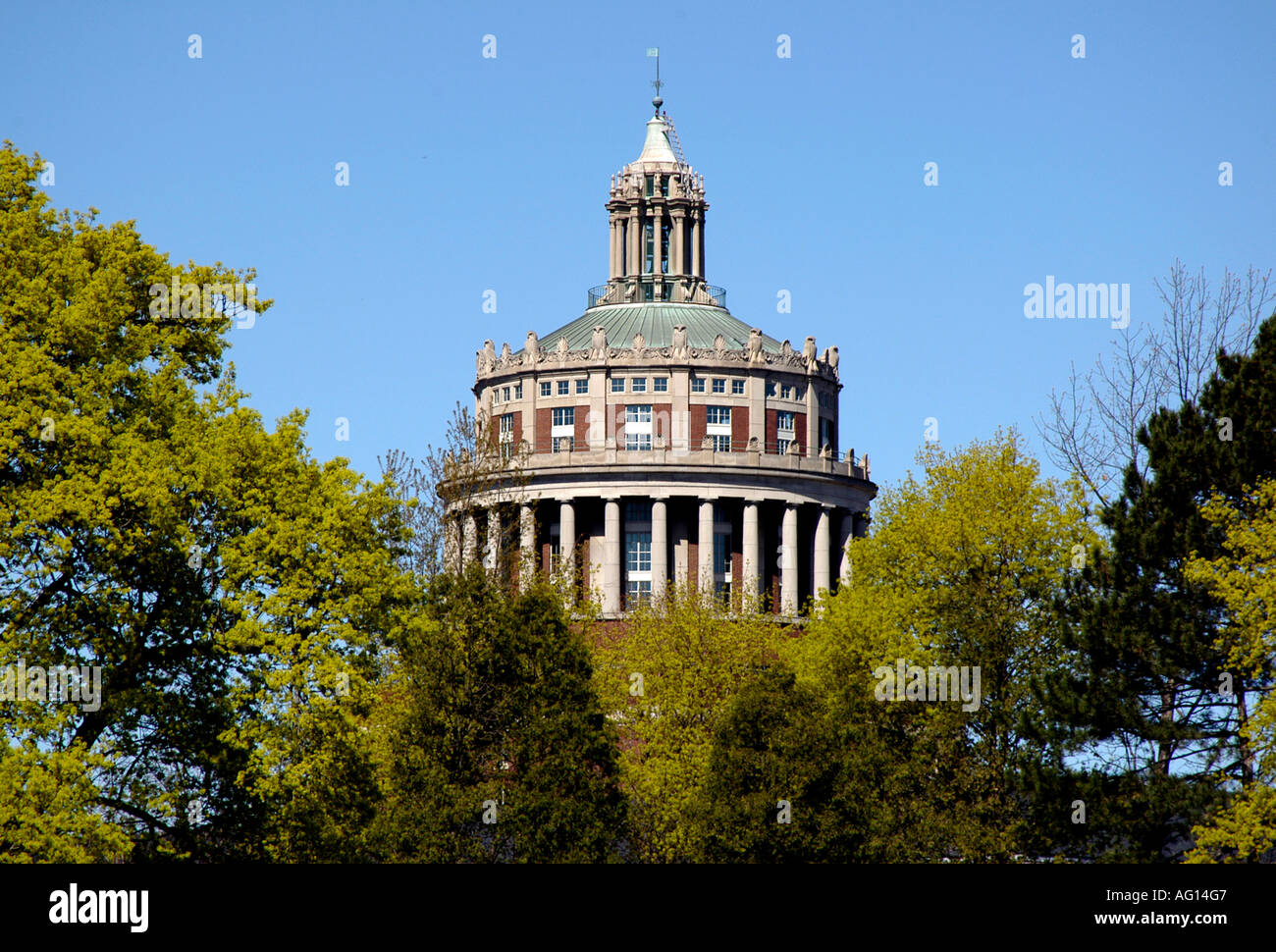 Rush rhees library tower hi-res stock photography and images - Alamy