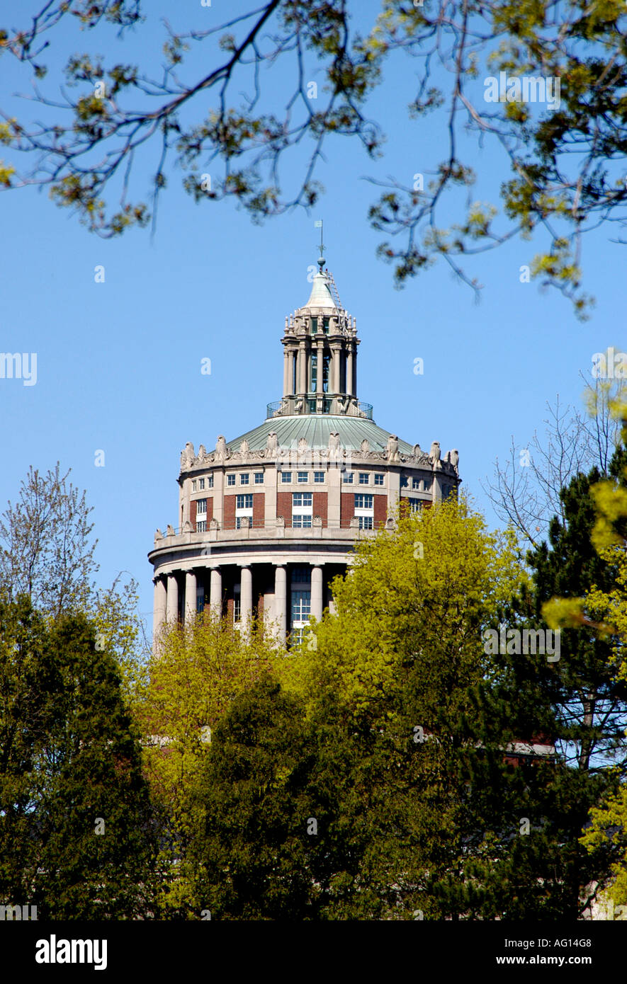 Rush rhees library tower hi-res stock photography and images - Alamy