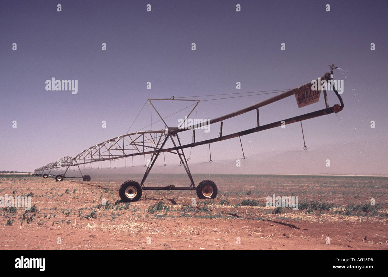 Desert irrigation libya hi-res stock photography and images - Alamy