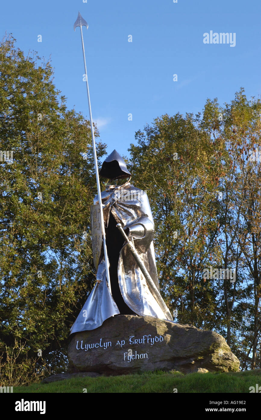 Statue llywelyn ap gruffydd llandovery hi-res stock photography and ...