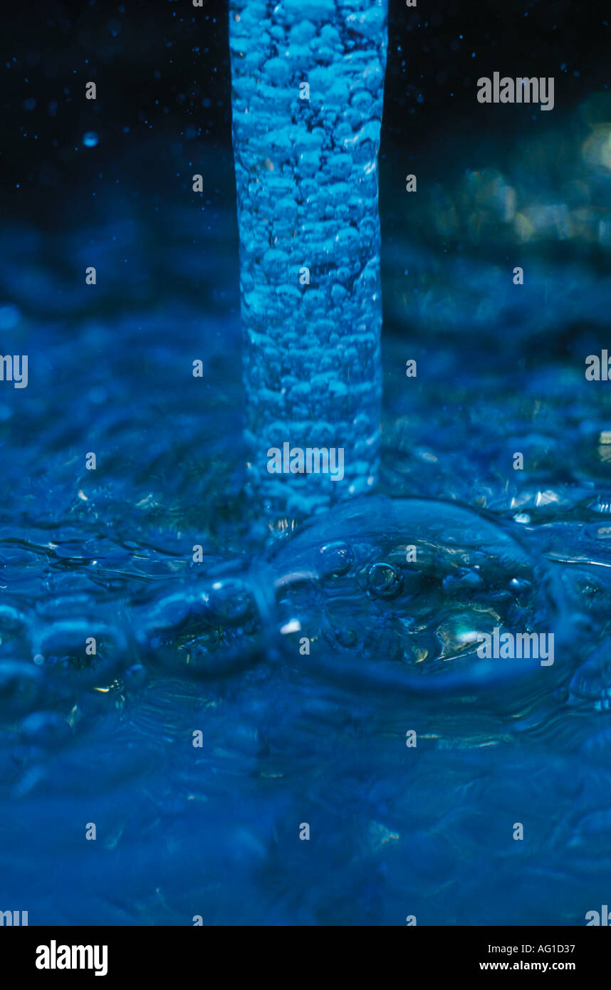 RUNNING WATER Stock Photo Alamy running-water-stock-photo-alamy