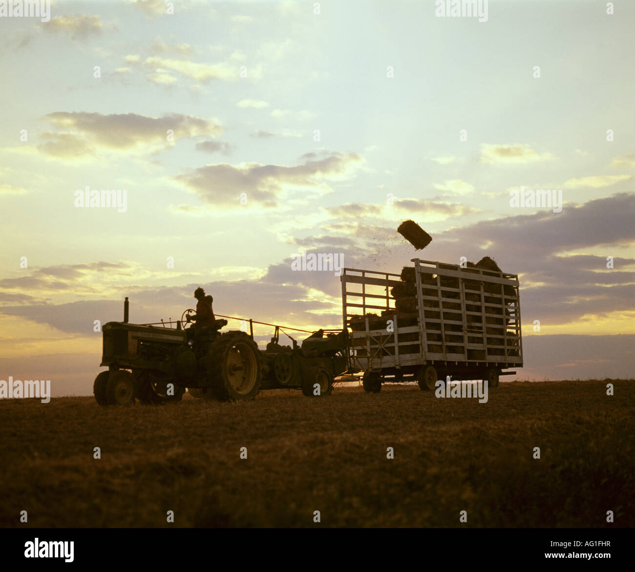 BALING SOYBEAN STRAW MARLIN CASSEL R1 MANHEIM PENNSYLVANIA MODEL JEFF ...